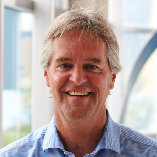 Jan Koster stopt als directeur Omrop Fryslân - BM